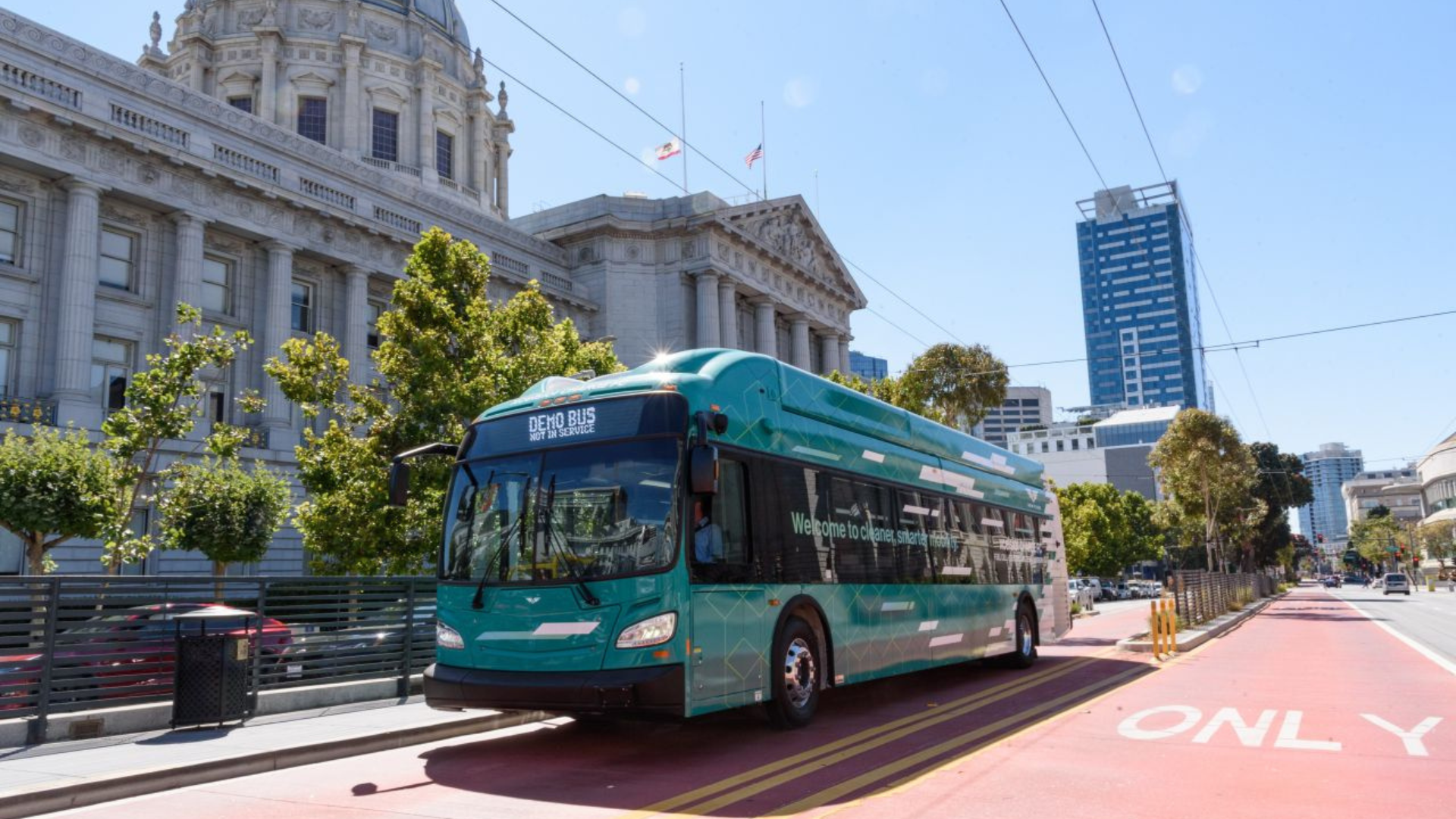 New Flyer demonstrates Xcelsior CHARGE FC™ fuel cell bus on U.S. tour