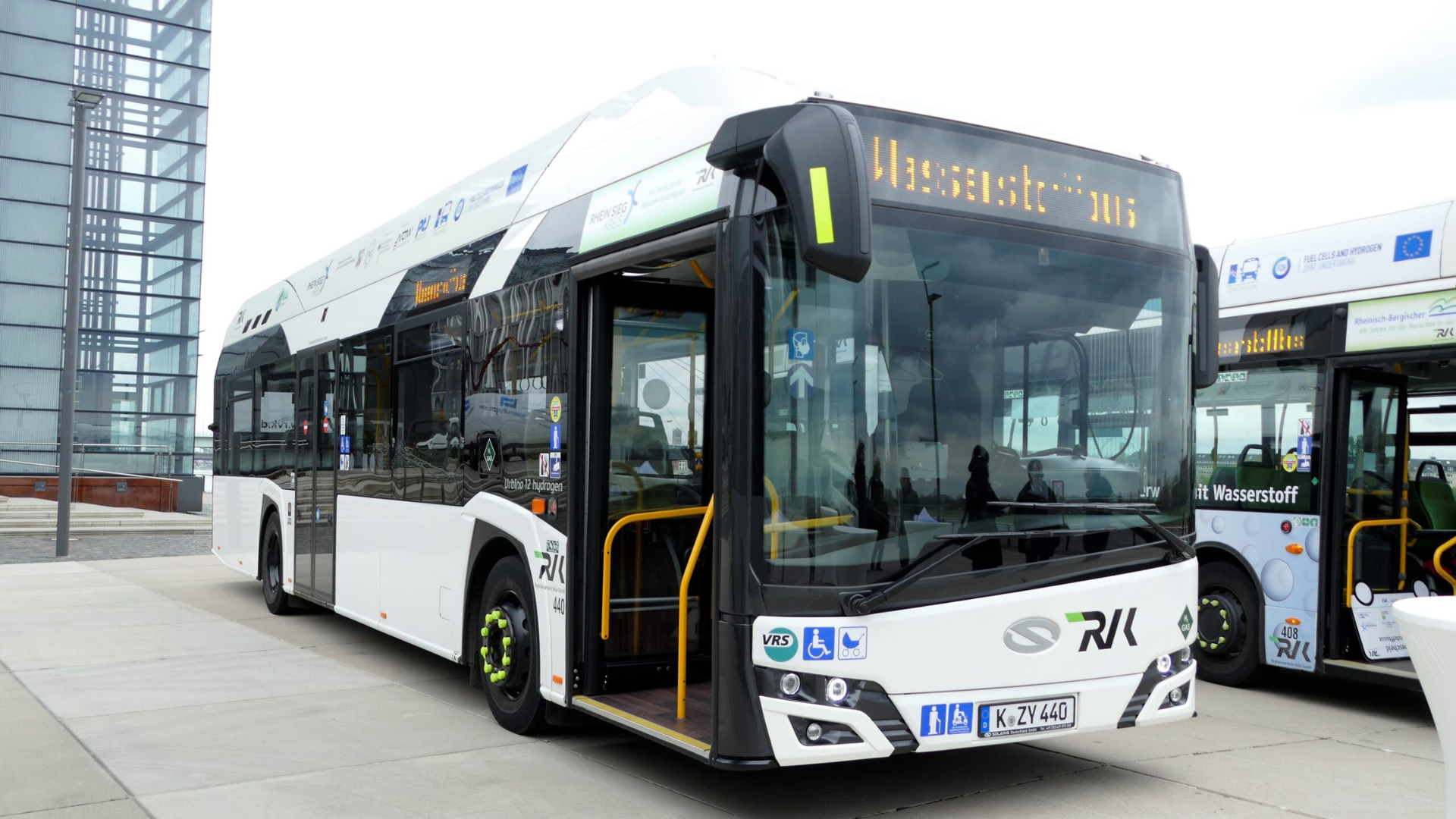 Latest Ballard-powered fuel cell bus fleet enters service in Germany